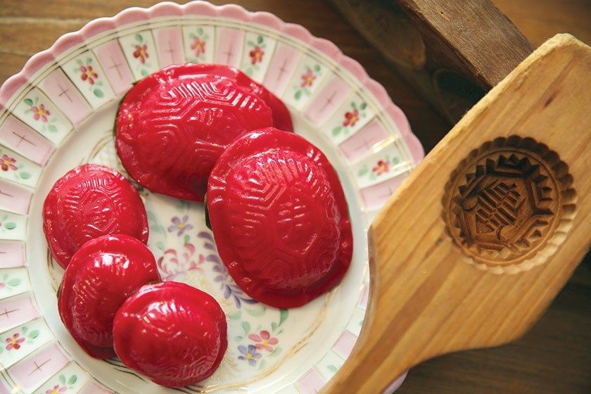 Kue Ku, Kue Merah Sarat Makna - Koran Sulindo