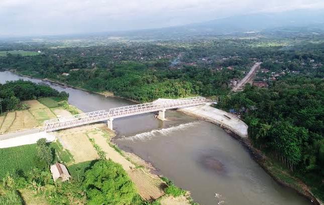 Sungai Brantas : Nasibmu Dulu dan Kini - Koran Sulindo
